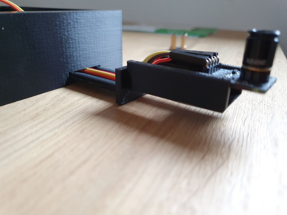 Building a Raspberry Pi Thermal Imaging Camera - MLX90640 guide